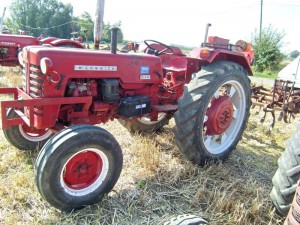 Tracteur McCormick D 439